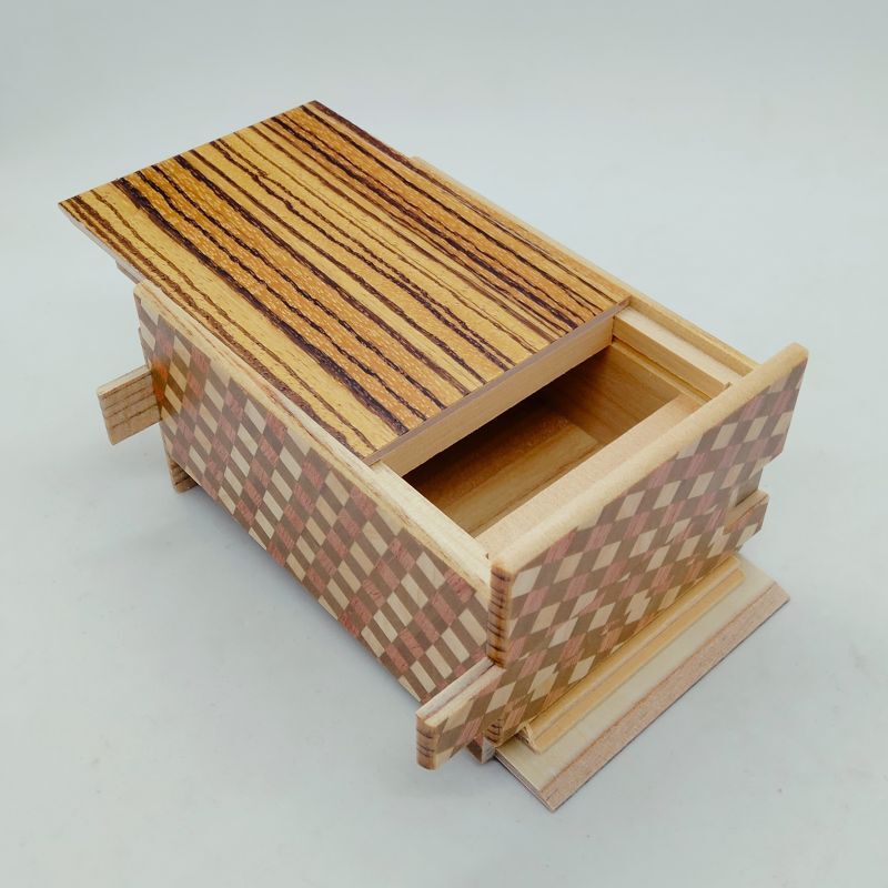 27 steps Zebra wood/Ichimatsu 4 sun Japanese puzzle box Himitsu-bako ...